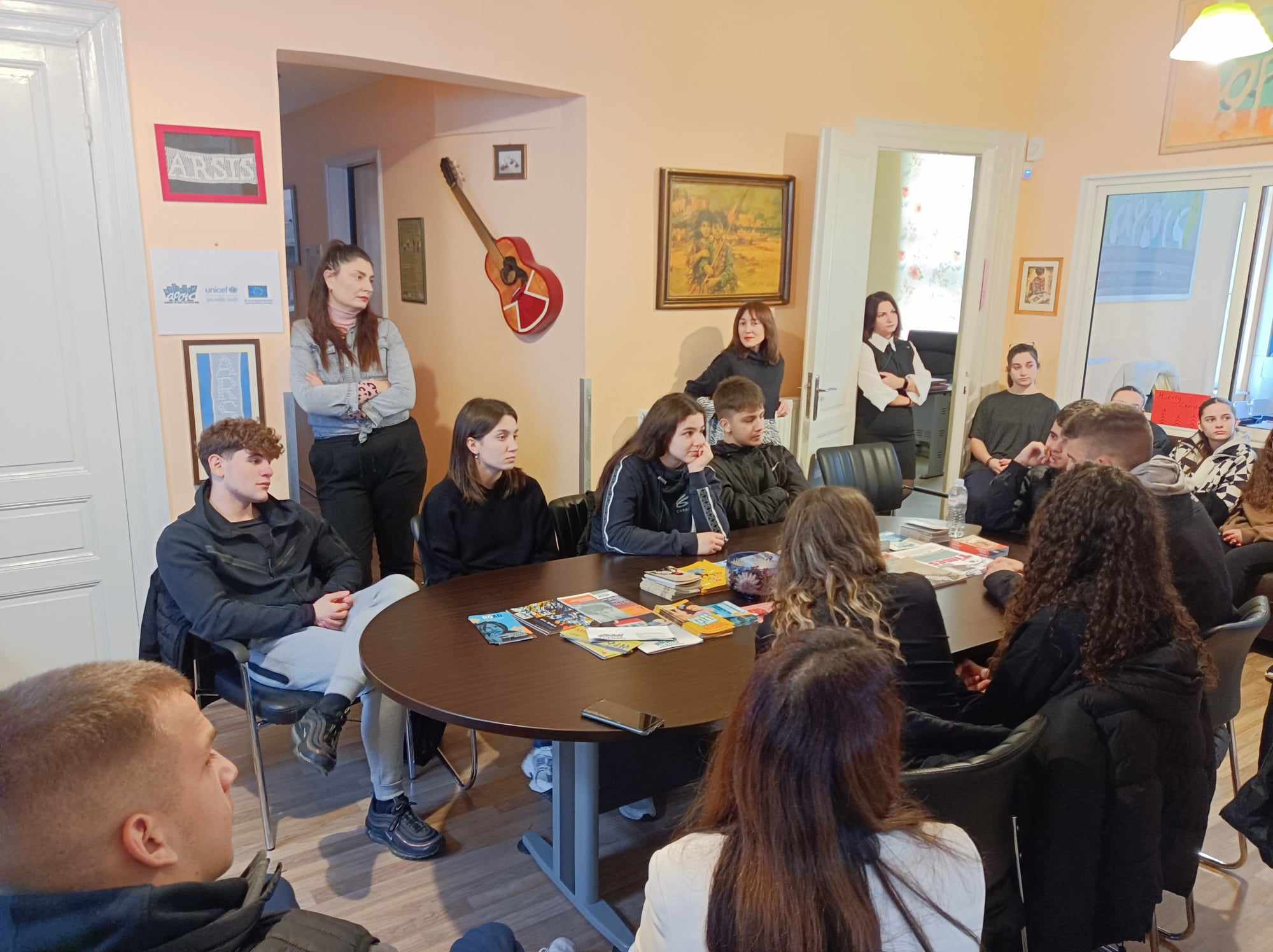 Επίσκεψη του Ελληνικού Κολλεγίου Θεσσαλονίκης στο Κέντρο Υποστήριξης ...